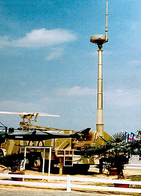 Portable Masts :: Clark Masts :: MILITARY MASTS CATALOGUE :: Australian Distributor Portable ...